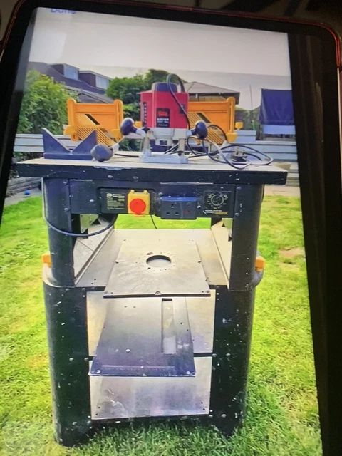 PERFORMANCE ROUTER SAW Table Complete With Router. The Router Is Power ...