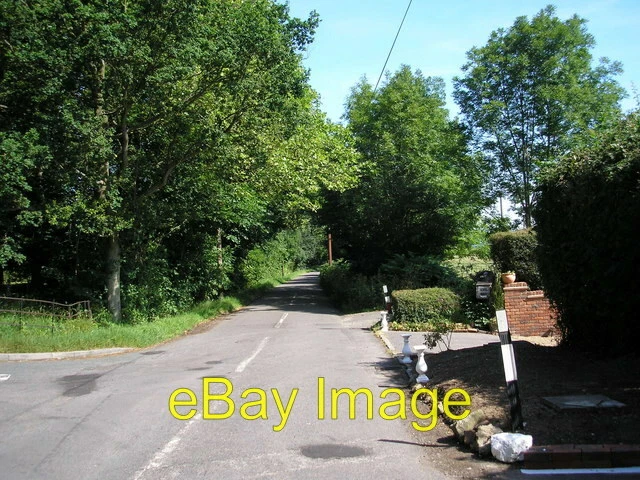 PHOTO 6X4 LANE to Hever Station c2006 EUR 2,84 - PicClick FR