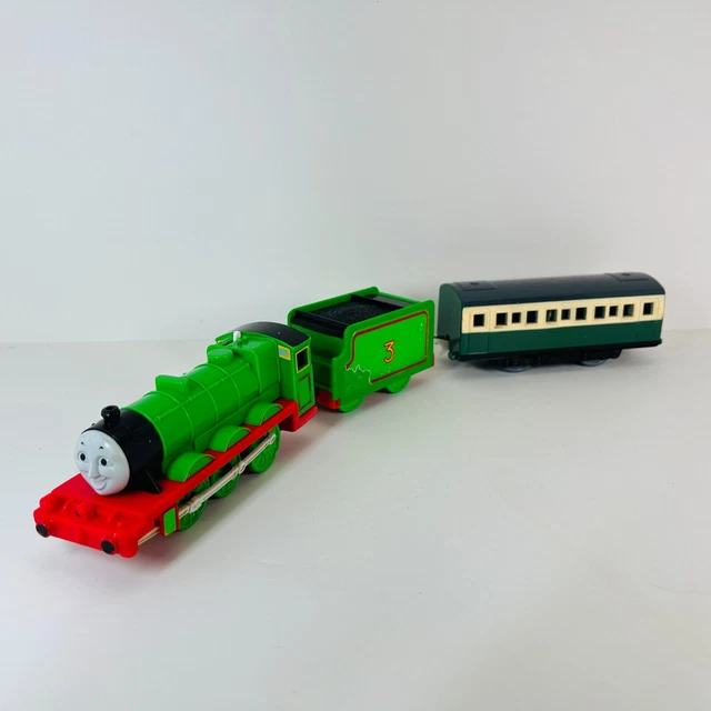 THOMAS & FRIENDS TRACKMASTER Henry Motorized Train Engine + Express ...