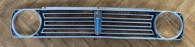 CLASSIC MINI CLUBMAN 1275GT Saloon Estate Front Grille Original Used. £ ...