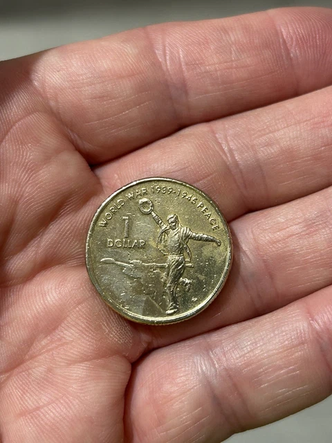 2005 AUSTRALIAN $1 One Dollar Coin World War Wwii 1939-1945 Peace Rare ... 2005 AUSTRALIAN $1 One Dollar Coin World War Wwii 1939-1945 Peace Rare ...