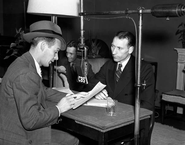 RADIO SPORTSCASTER TED Husing with guest Glenn Cunningham runnin 1940s ...