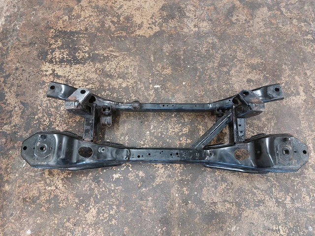 FORD FOCUS MK2 Hatchback Rear Axle Subframe 2005-2011 £134.99 - PicClick UK