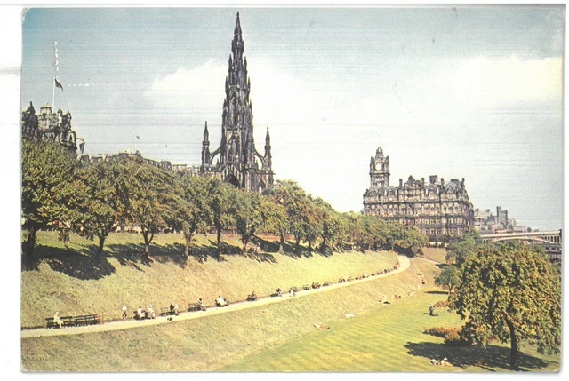 BR411 EDINBURGH THE Scott monument and the NorthBritish Hotel Viaggiata ...