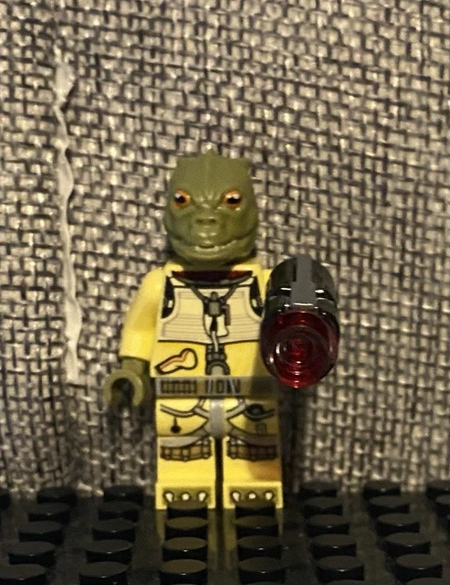 LEGO STAR WARS Bossk Mini figure Authentic With Blasters £10.79 ...