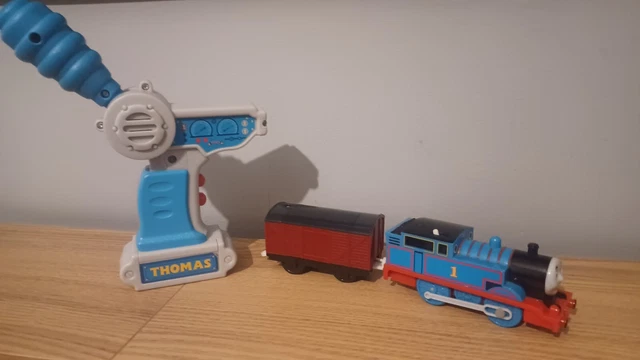 THOMAS TRACKMASTER REMOTE Control Thomas The Tank Engine Train. Rare ...