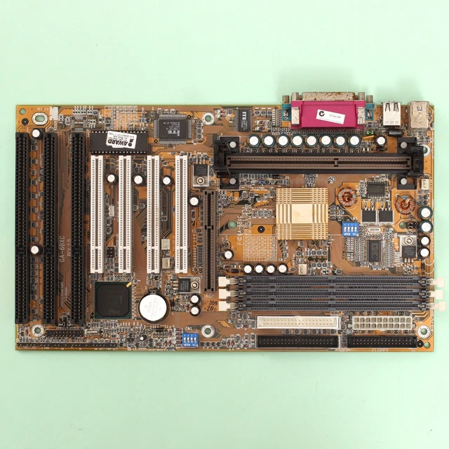 GIGABYTE GA-6BXC 2.0 Intel 440BX Slot 1 ATX AGP/PCI/ISA Motherboard w ...