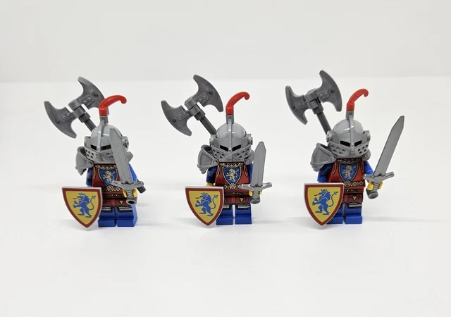 LEGO LION KNIGHT CASTLE MINIFIGURE ARMY Fully Loaded Armour GREATSWORD ...