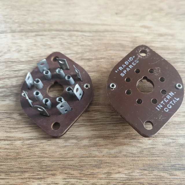 2 X RADIO Spares 8 Pin Octal Intern Paxolin Valve Base Tube Socket NOS ...