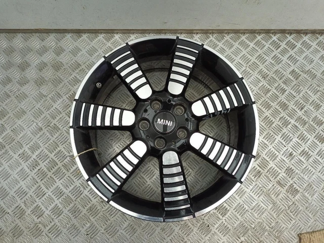 BMW MINI COOPER Mk3 (F55/F56/F57) Alloy Wheel 7Jx18 H2 Is54 36106897988 ...