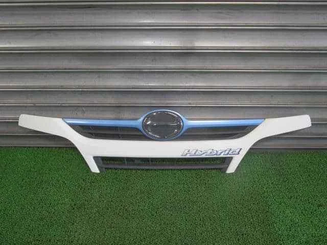 HINO DUTRO TQG-XKU600M Radiator Grille 5311137A0A0 [Used] [PA93120599 ...