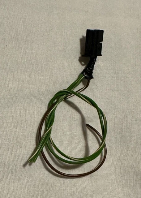 MERCEDES W211 W203 W209 Three Pin Can Bus Connector Plug A0375456328 £ ...