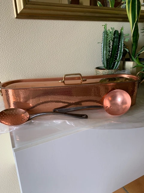 POISSONNIÈRE EN CUIVRE type martelé 60 cm + louche et écumoire EUR 80 ...