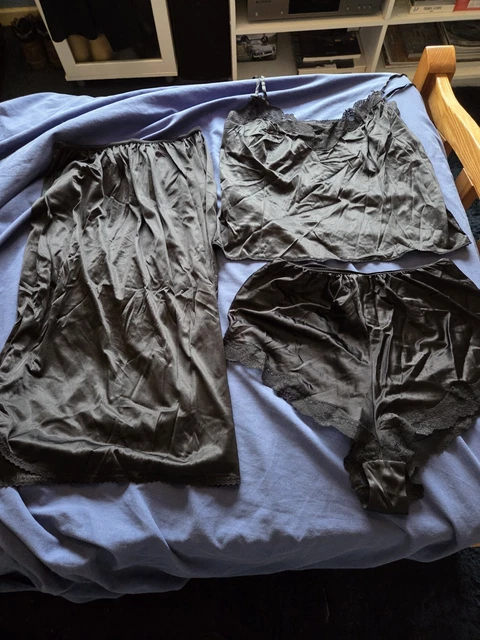 VINTAGE ST MICHAEL Set Knickers,cami Top And Half Slip In Black Satin ...