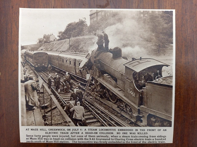 DAMPFLOK, STEAM LOCOMOTIVE, Maze Hill, Greenwich, collision, Abbildung ...