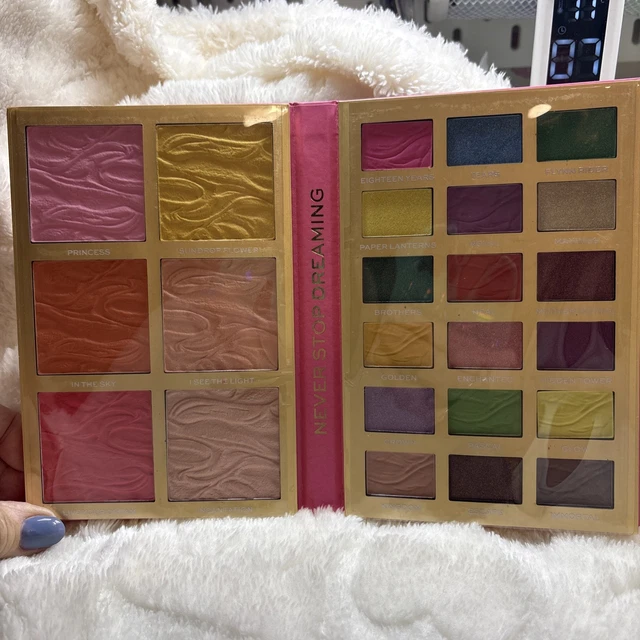 I 💜 REVOLUTION Disney Tangled Eye Shadow Face Palette New £8.66 ...