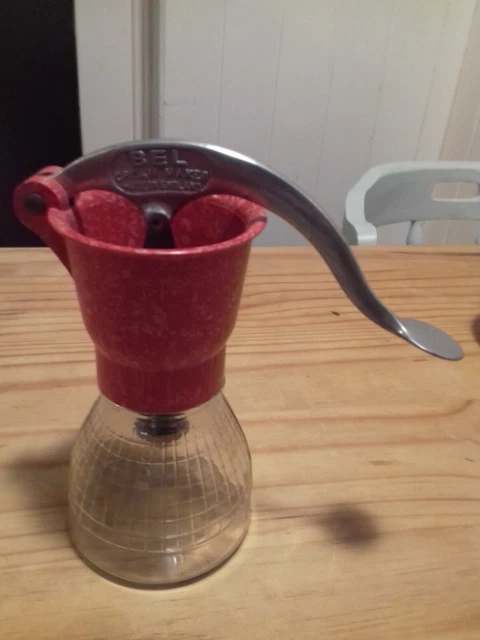 VINTAGE BEL EMPIRE Jubilee Bakelite Glass Cream Maker in Mottled Red £ ...