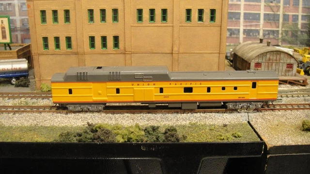 N SCALE CUSTOM 3D printed Union Pacific passenger Excursion Power car ...