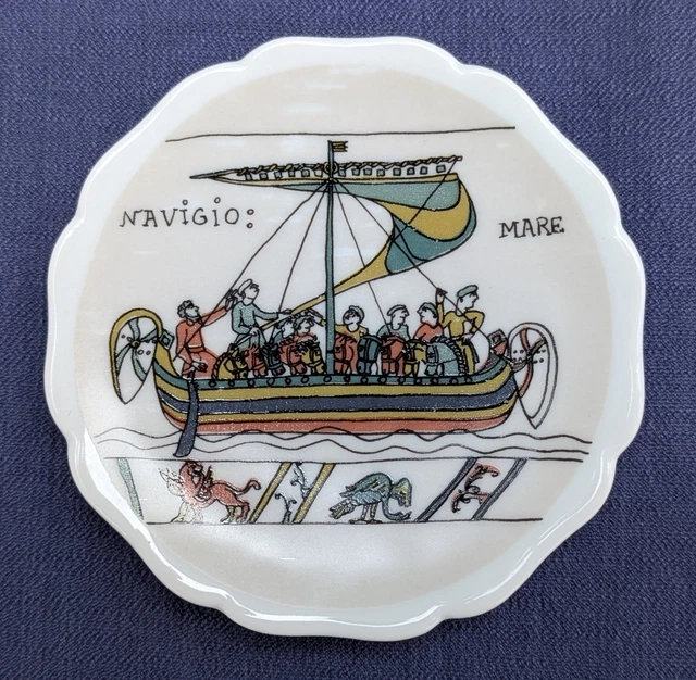 LIMOGES (TAPISSERIE DE Bayeux) Bayeux Tapestry Small Trinket Dish ...