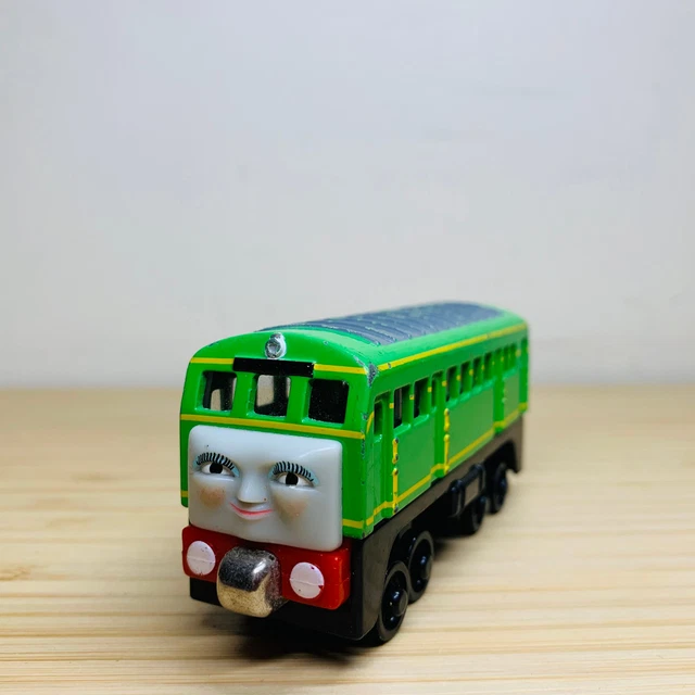 DAISY - THOMAS & Friends Take n Play Take Along Diecast Metal Magnet ...