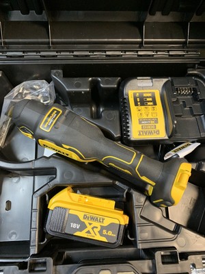 DEWALT DCS355 18V XR Brushless Multi Tool 2022 Battery 5.0amp ...