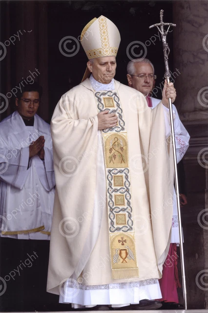 POPE LEO XIV - Original Photo from studio of the Holy Father Vatican ...