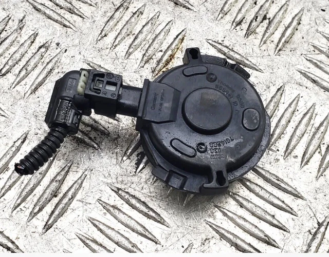 MINI COOPER F55 F56 2019 1.5 Petrol Vanos Actuator Sensor 7614288 £20. ...