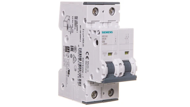 MINIATURE CIRCUIT BREAKER 2P C 6A 10kA AC 5SY4206-7 /T2AU EUR 91,78 ...