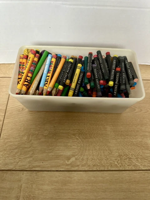 CHILDREN’S BOXED CRAYONS & Colouring Pencils for Drawing Colouring ...