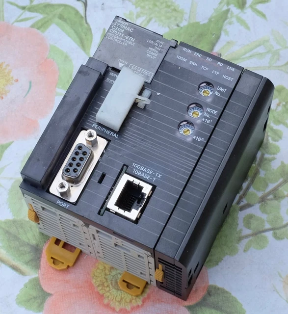 OMRON SYSMAC CJ1M-CPU11-ETN Module CPU avec CJ1W-TER01 capot EUR 120,00 ...