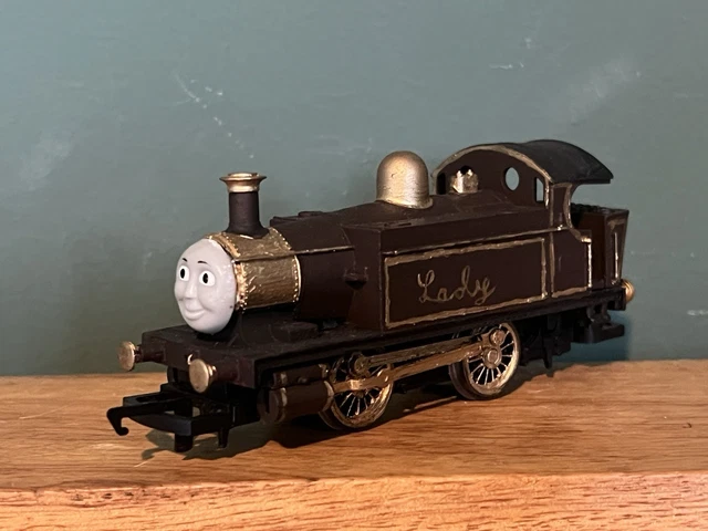 HORNBY OO GAUGE Thomas and Friends Lady Custom Model 0-4-0 Locomotive £ ...