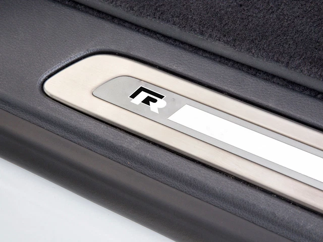 6 X AUTOCOLLANTS VW R-line pour seuils de porte Golf GT Passat UP logo ...