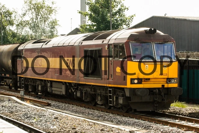UK DIESEL TRAIN Railway Photograph Of Class 60 60023 Loco. Rm60-121 £1. ...