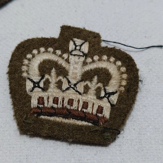 BRITISH ARMY OFFICER Rank Crown Patch Major QEII Crown 40mm £10.81 ...