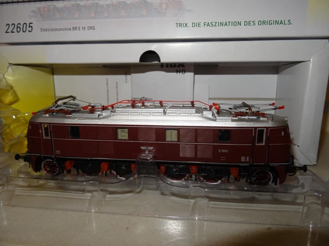 SPUR HO TRIX 22605 Elektrolokomotive E1901 NEM DSS LED EUR 86,00 ...