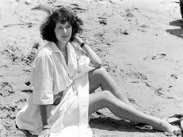 DUTCH ACTRESS MODEL singer Sylvia Kristel poses as a "starlet" on - Old ...