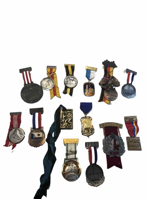 LOT OF 14 Vintage Walking Medals All Metal Most Pin Back 1979/80s $39. ...