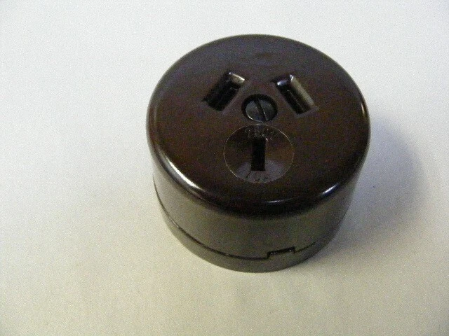 CLASSIC FEDERATION / deco brown bakelite look 3 pin power outlet,socket ...