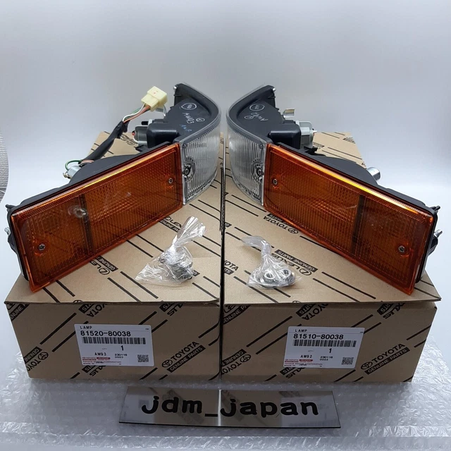 TOYOTA GENUINE TRUENO AE86 Late Model SPRINTER TURN SIGNAL INDICATORS ...