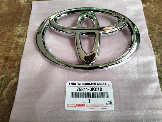 OEM GENUINE TOYOTA Front Grill Badge Radiator Logo Plate 75311-0K010 ...