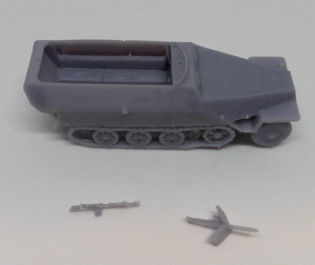 1/100 SCALE SDKFZ 251 Half Track German 3D Printed Resin Model Flames ...