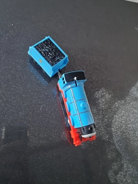 GORDON & TENDER Thomas TrackMaster Revolution Motorised Train £10.00 ...