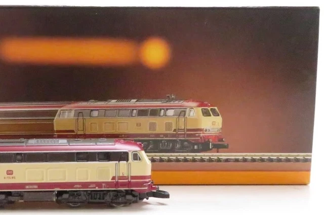 MÄRKLIN SPUR Z Diesellok 8880 BR 218 217-8 Funktionsgeprüft 5-Pol-Motor ...