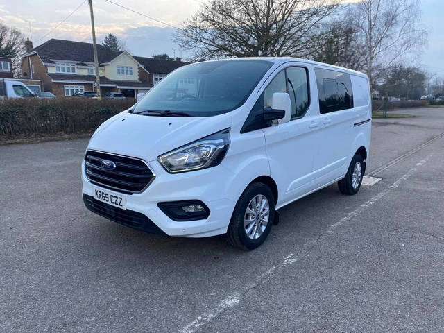 FORD TRANSIT CUSTOM crew cab limited wet belt just changed no vat £ ...