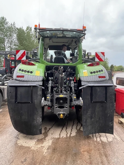 CASE 175 BESPOKE Rear Tractor Mud flaps (DOESN'T USE 3-POINT LINKAGE) £ ...