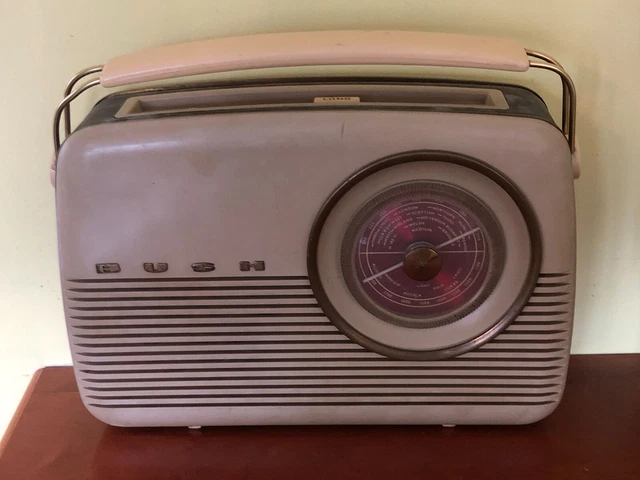 VINTAGE LARGE BUSH Battery Operated Radio Needs TLC Receiver Type TR82B ...