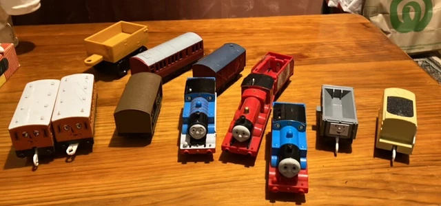 PLASTIC THOMAS THE Tank Engine & Friends Plus Carriages $25.00 ...