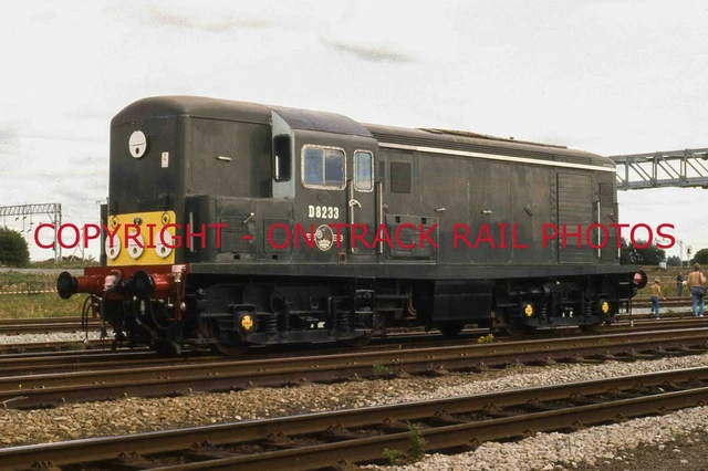 UK RAILWAY PHOTOGRAPH Of Class 15 D8233. Rm15-04 £1.70 - PicClick UK