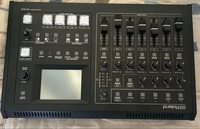 ROLAND VR-4HD AV Mixer USB Streaming Switcher Tested Excellent w/ Cable ...
