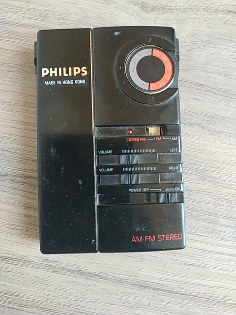 VINTAGE PHILIPS D1720 Personal Pocket AM/FM Radio Black Repairs Spares ...